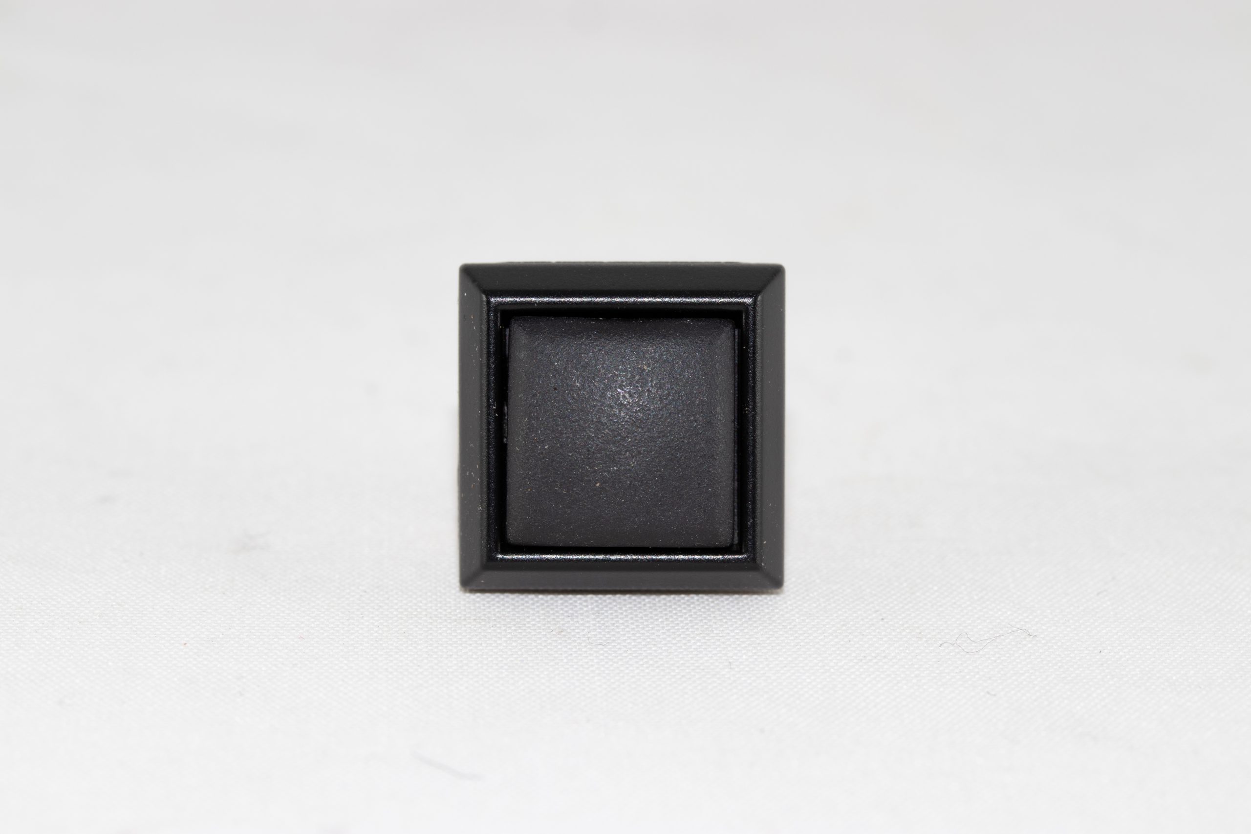 Push button square black bestellen - Hetronic